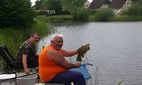 VISSEN visvakantie huur een huisje aan het water